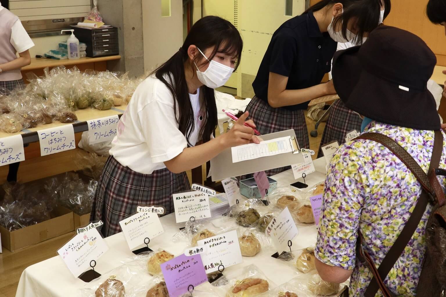 今日は「大妻祭」！テーマは『彩』 | 大妻嵐山中学校・高等学校